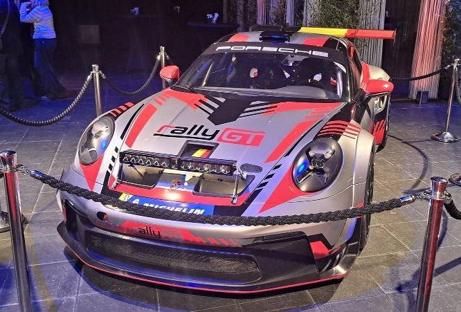 Première sortie officielle pour la Porsche 992 Rally GT