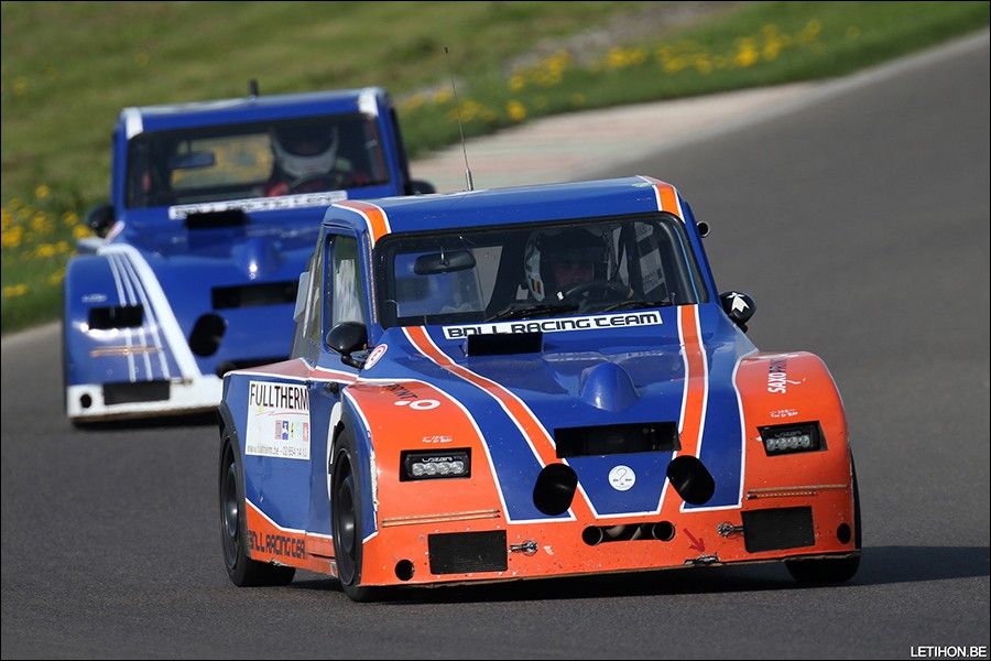 2CV Racing Cup : Kimy Racing et BNLL 1 ont partagé l'enjeu à Mettet