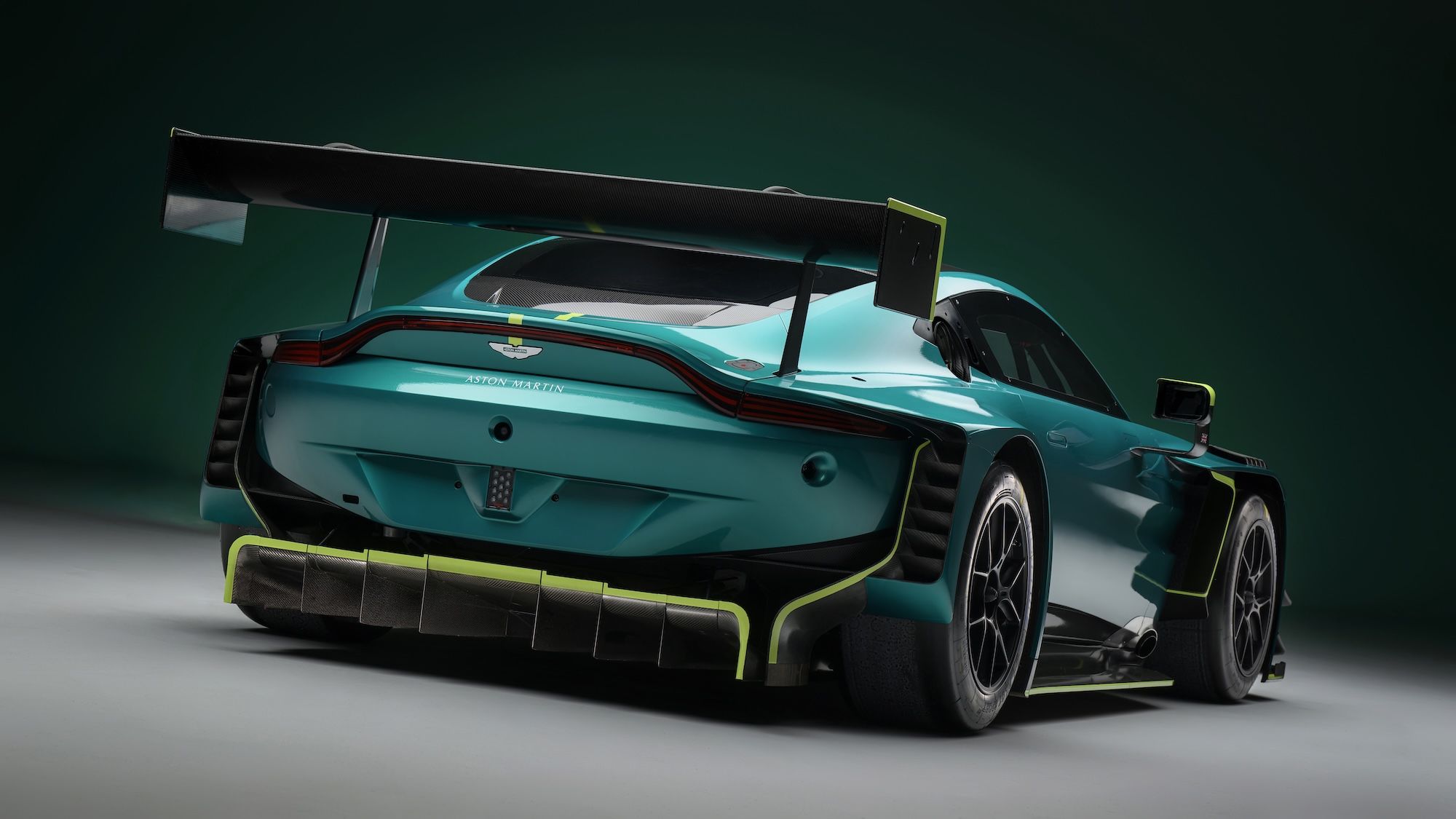 Voici la nouvelle Aston Martin Vantage GT3 qu'utilisera Comtoyou Racing