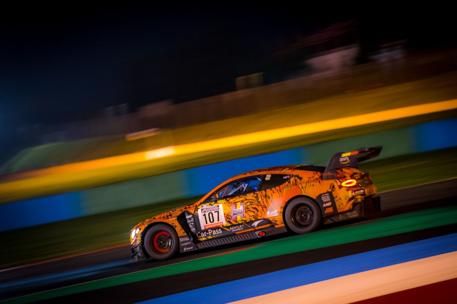 Nouveaux succès de Nigel Bailly et la Bentley en Ultimate Cup Series