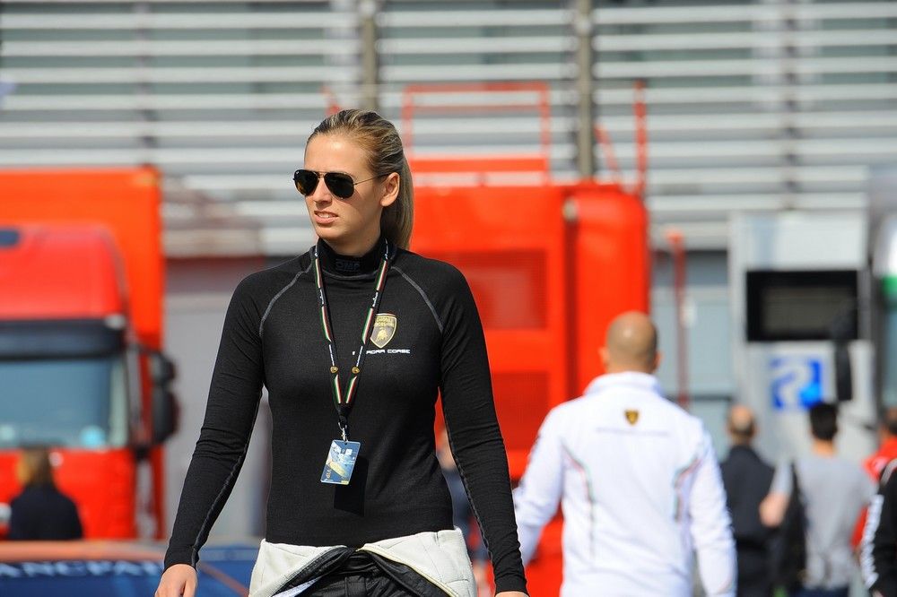 Sarah Bovy rejoint le Young Drivers Program de Lamborghini