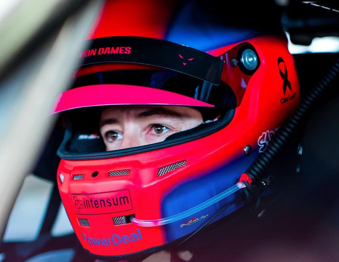 Sarah Bovy au départ de Spa-Classic en Ferrari 360 N-GT