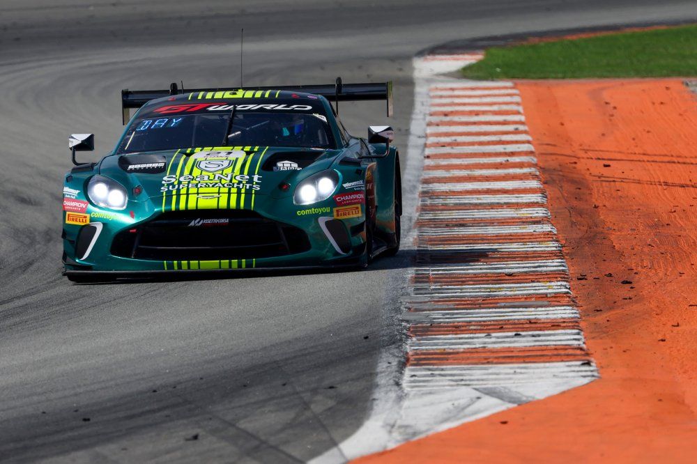 GT World Challenge : cata pour WRT, titre en vue pour Comtoyou