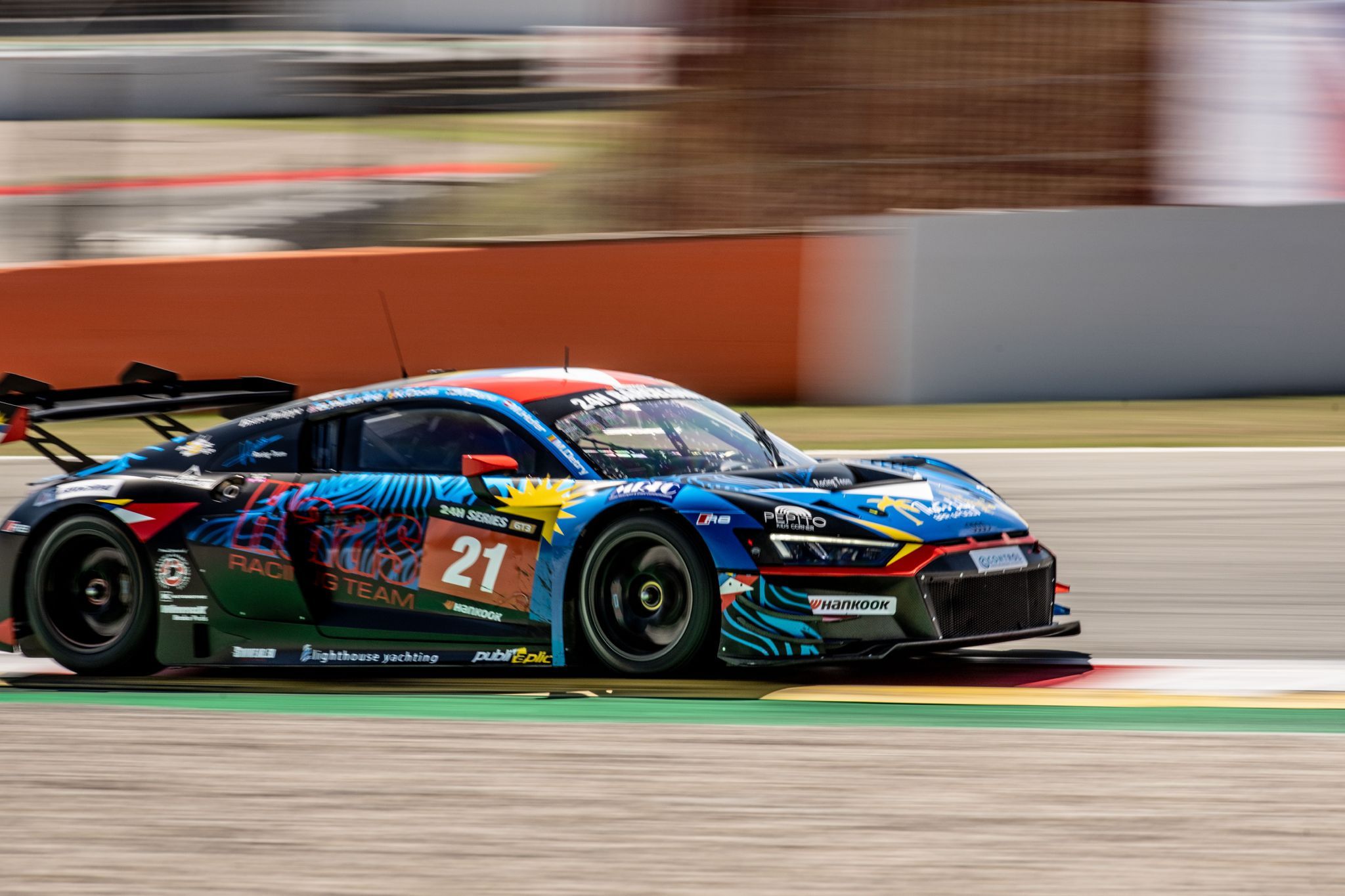 24H Barcelone : objectif titre pour Haas RT et Mathieu Detry