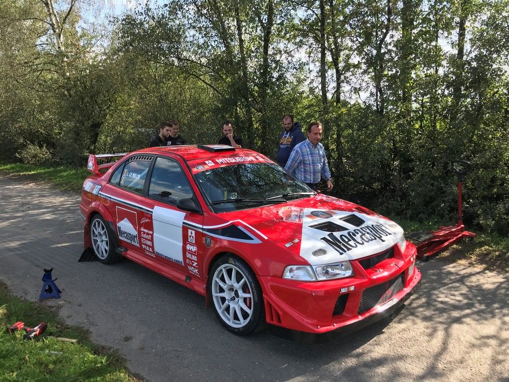 'Vande' au départ du JMC Rallye Hautes-Fagnes en Mitsubishi Lancer Evo6