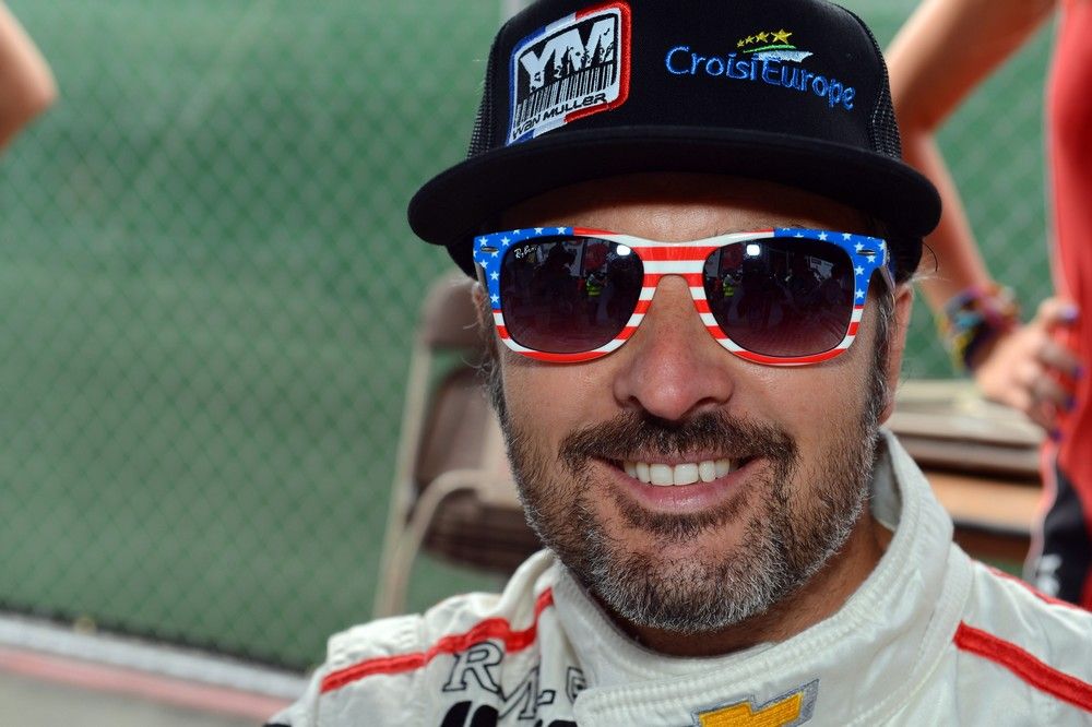 Yvan Muller : "Tout est fait pour qu'un pilote ne s'isole pas en tête ...