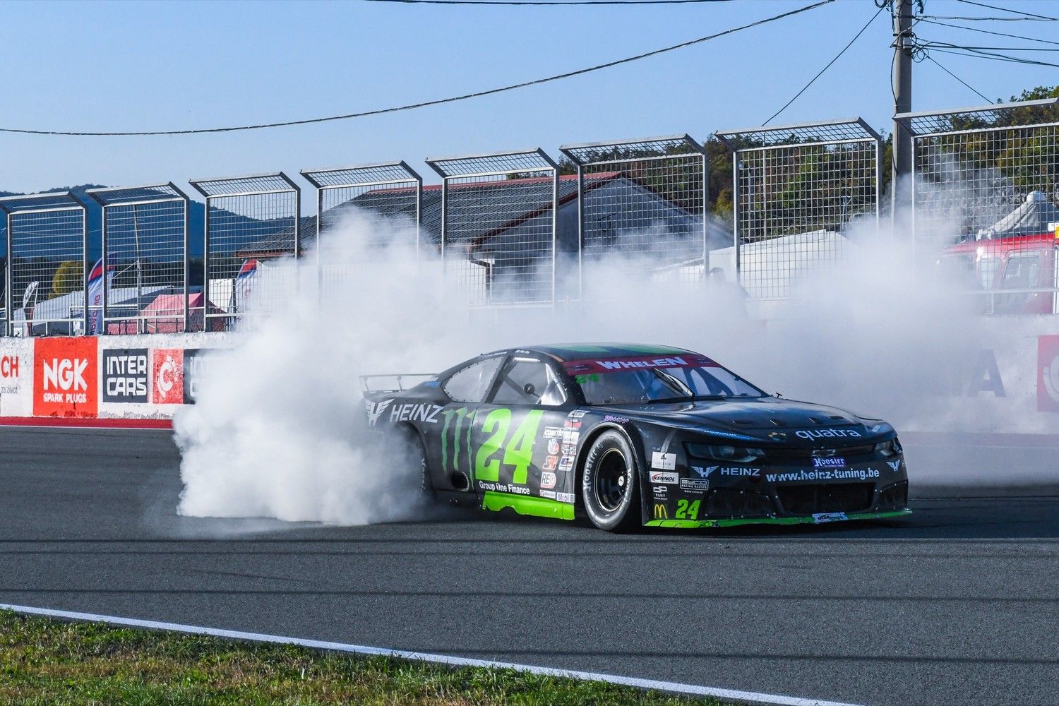 PK Carsport s'offre le titre en NASCAR Whelen Euro Series avec Alon Day