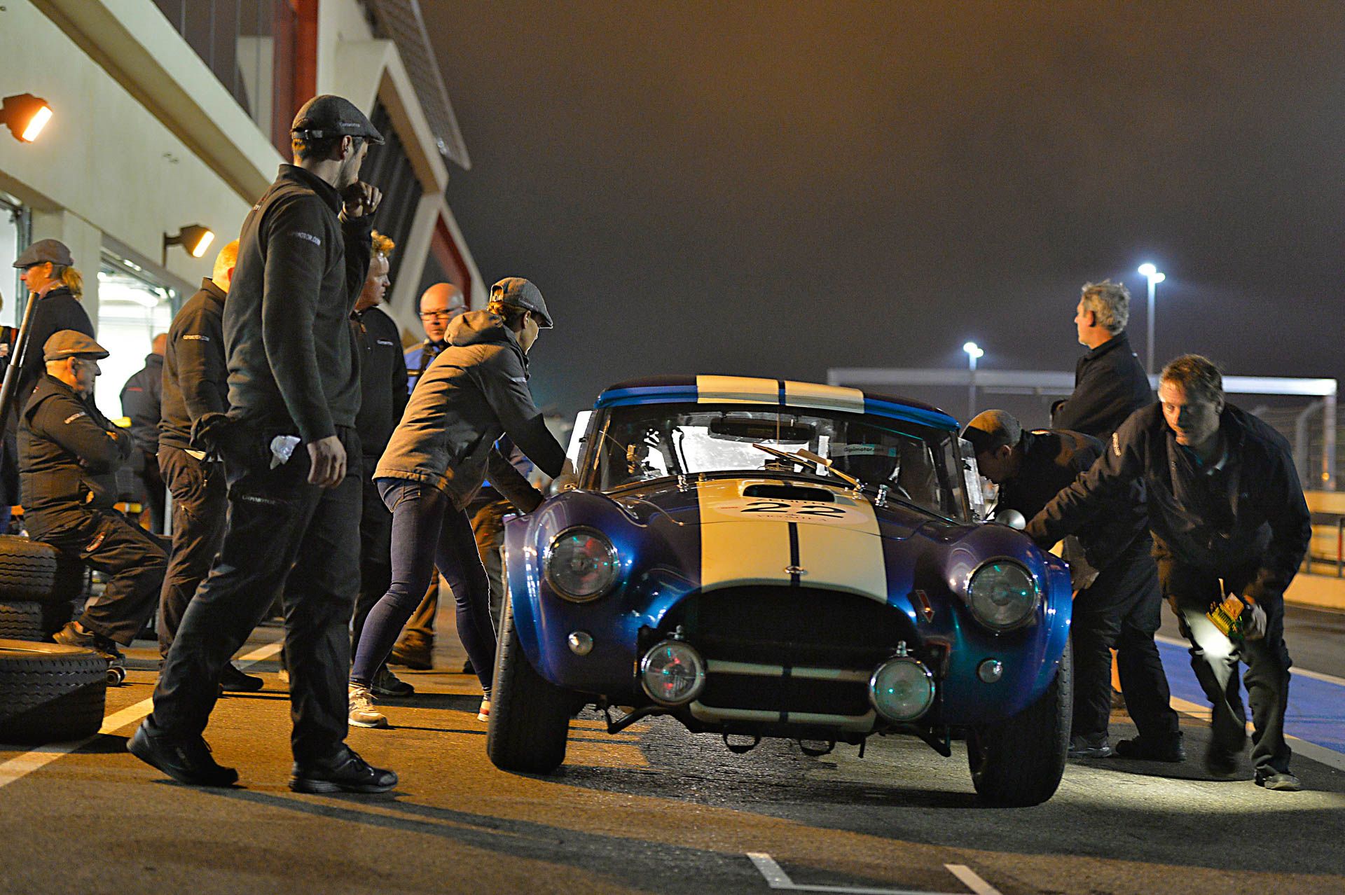 Dix Mille Tours : Christophe Van Riet titré en Sixties Endurance