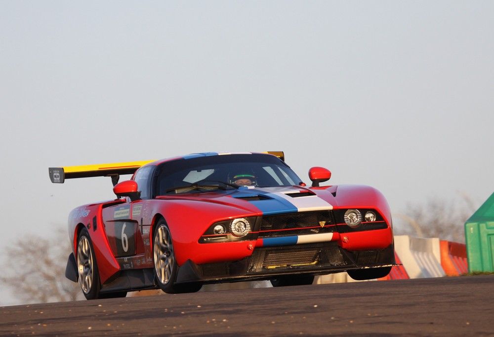 24 H. Dubaï : clap première pour la VDS GT001-R