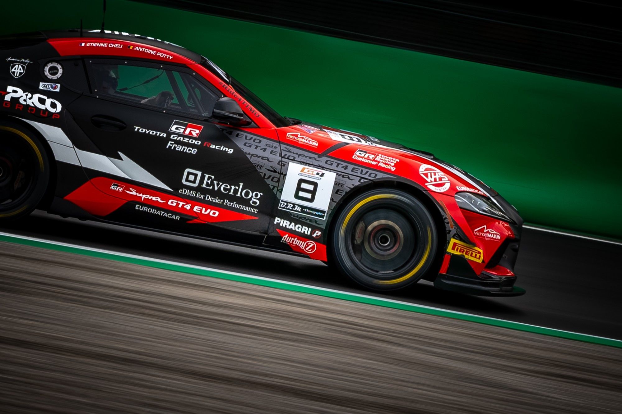 Débuts encourageants en GT4 European Series pour Xwift Racing Events